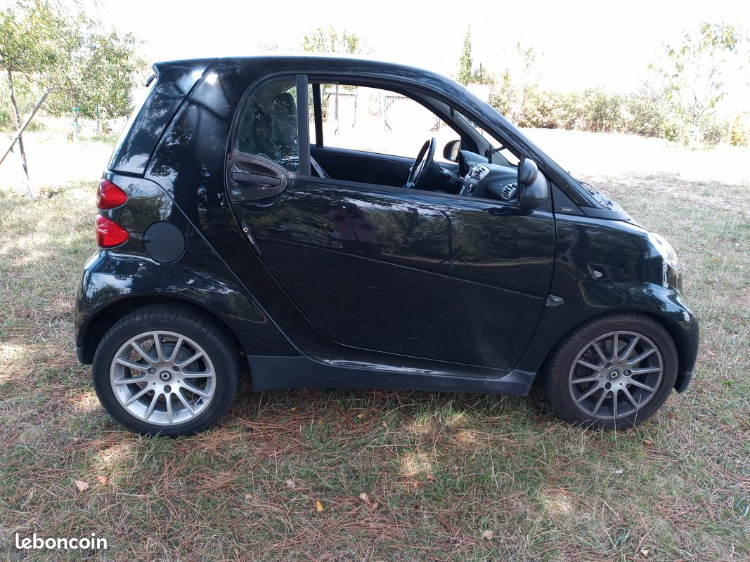 Smart essence - Voitures