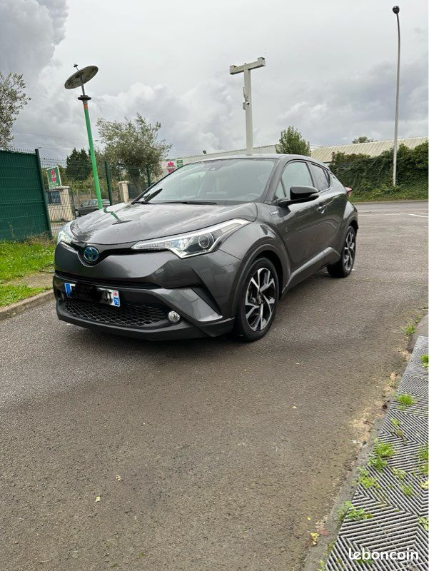 Toyota Ch-r Design - Voitures