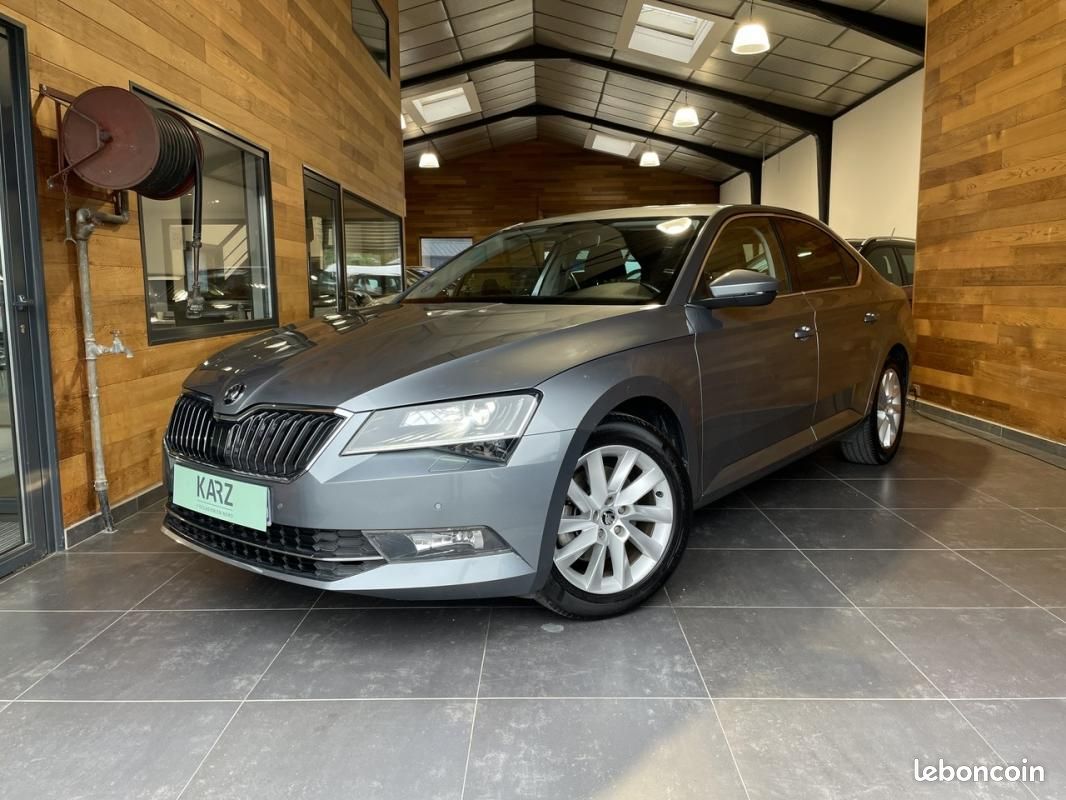 Skoda Superb BUSINESS PLUS 1.4 TSI 150 - Voitures
