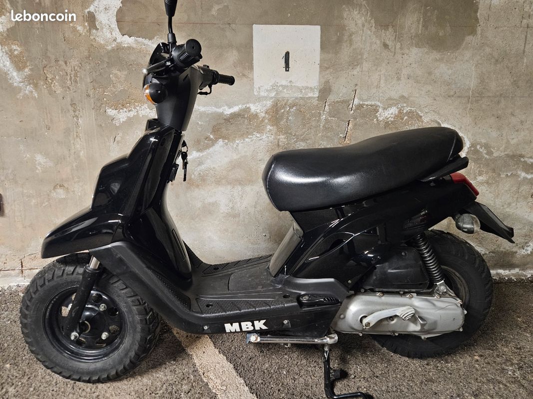 Scooter Mbk Booster One 2015 - Motos