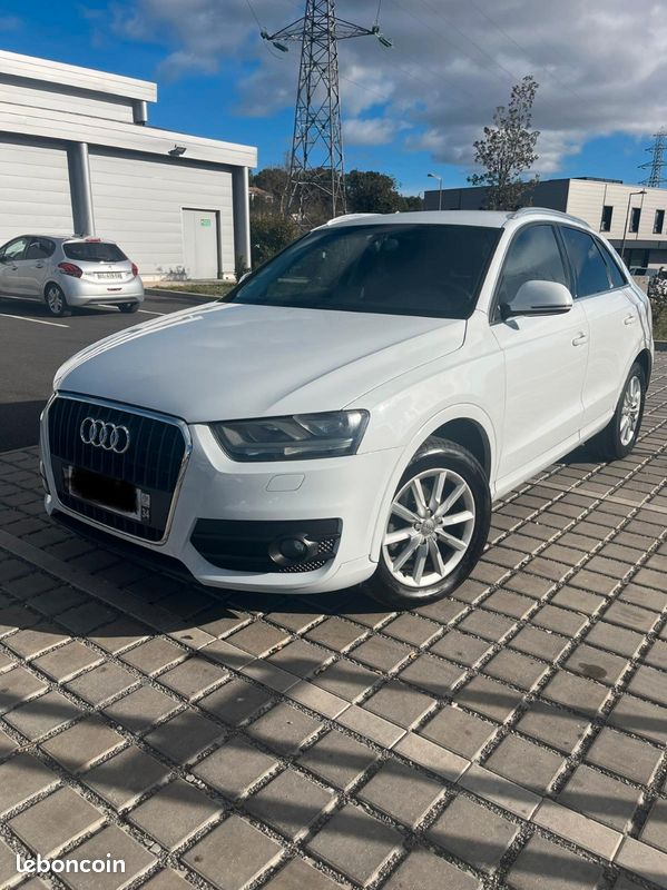 Audi Q3 2L 140ch - Voitures