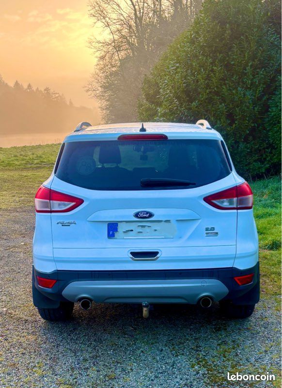 Ford kuga 2.0l diesel titanium - Voitures