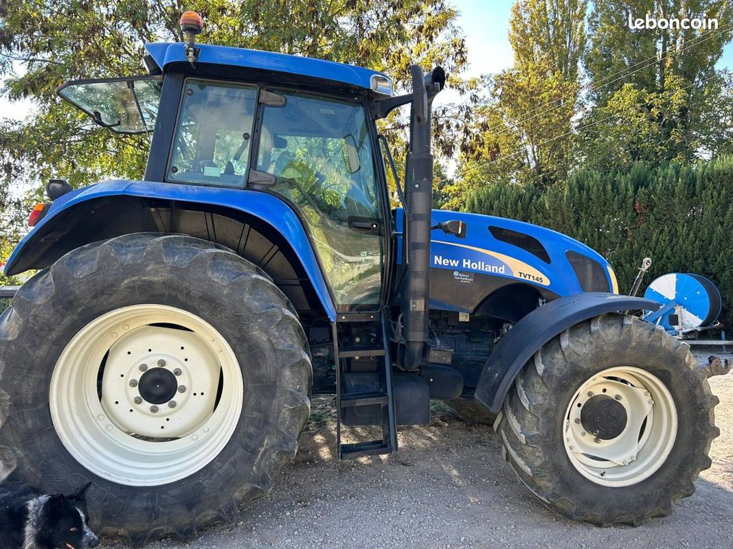 New Holland TVT 145 - Tracteurs