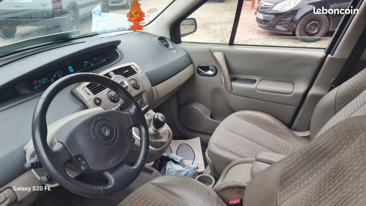 Grand scenic 2 7plc ct ok - Voitures