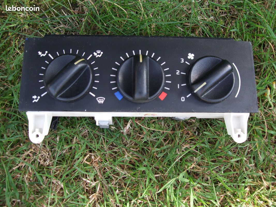 Commande de chauffage RENAULT - Équipement auto