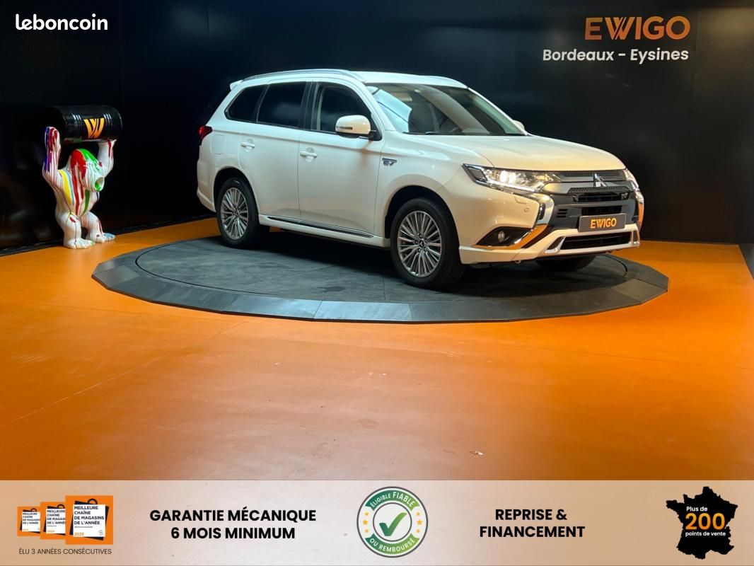 Mitsubishi Outlander TWIN-MOTOR PHEV HYBRID 2.4l 240H 13.8KWH BUSINESS ...