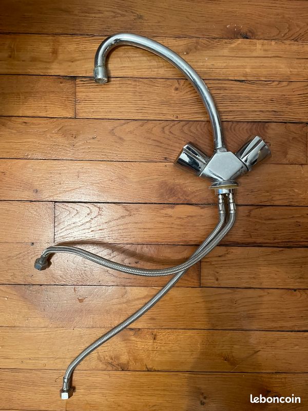 Robinet cuisine chaud froid - Bricolage