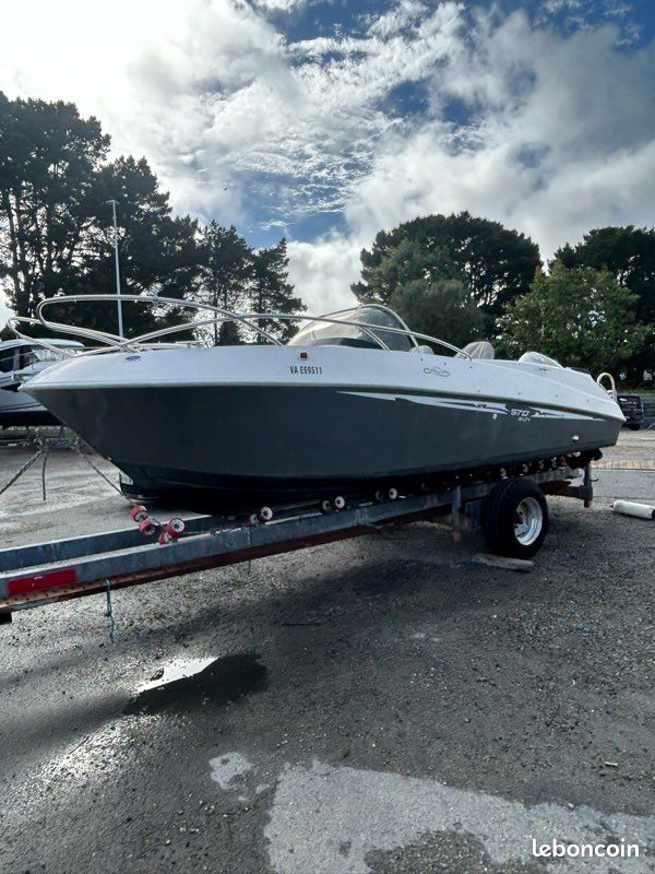 Bateau à moteur Galeon 570 SD - Nautisme