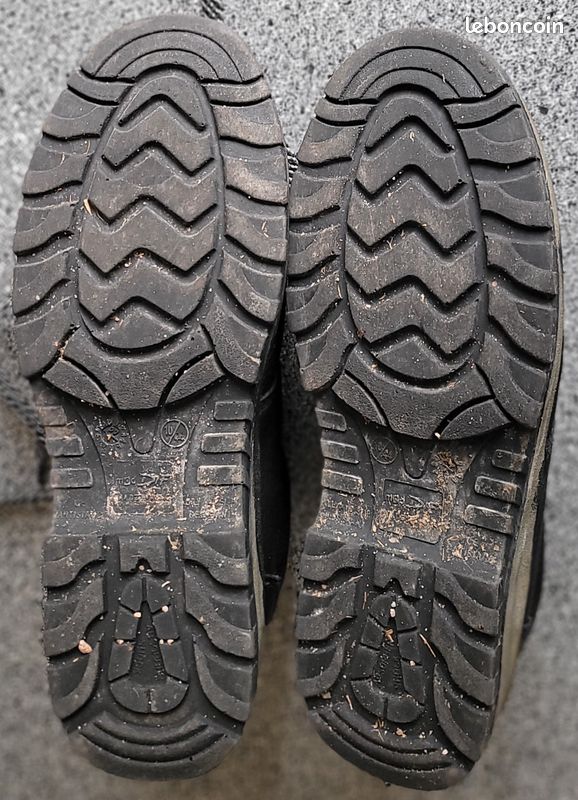 Chaussures de sécurité homme T44 - Équipements industriels