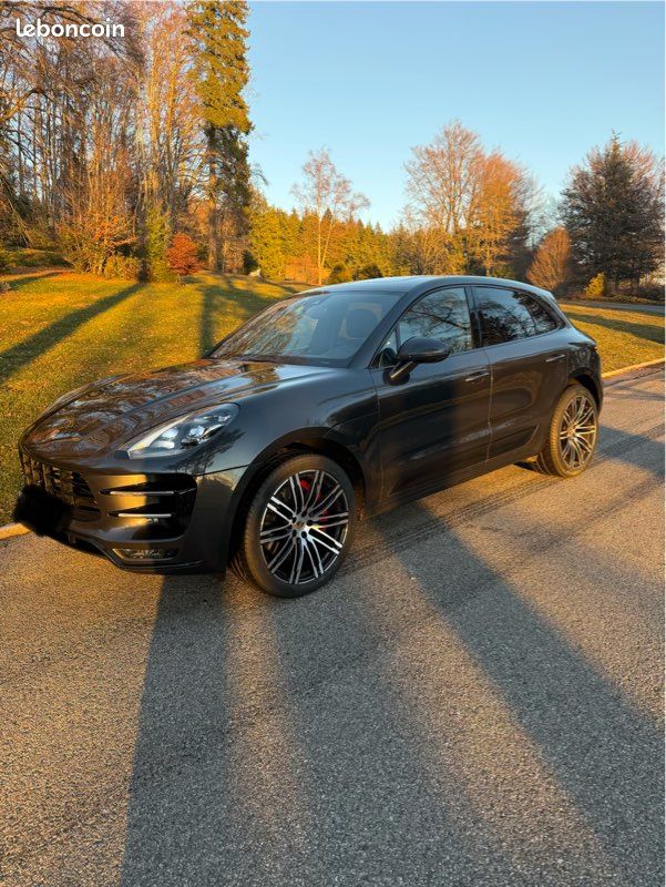 Porsche Macan Turbo Performance - Voitures