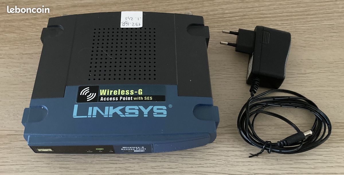 Point d'accès WAP54G (Wireless-G Access Point) avec adaptateur secteur ...