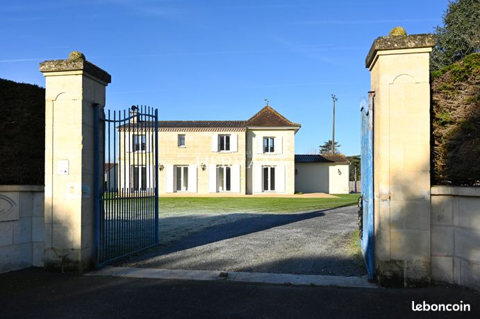 Maison à vendre et vente appartement La Lande-de-Fronsac (33240 ...