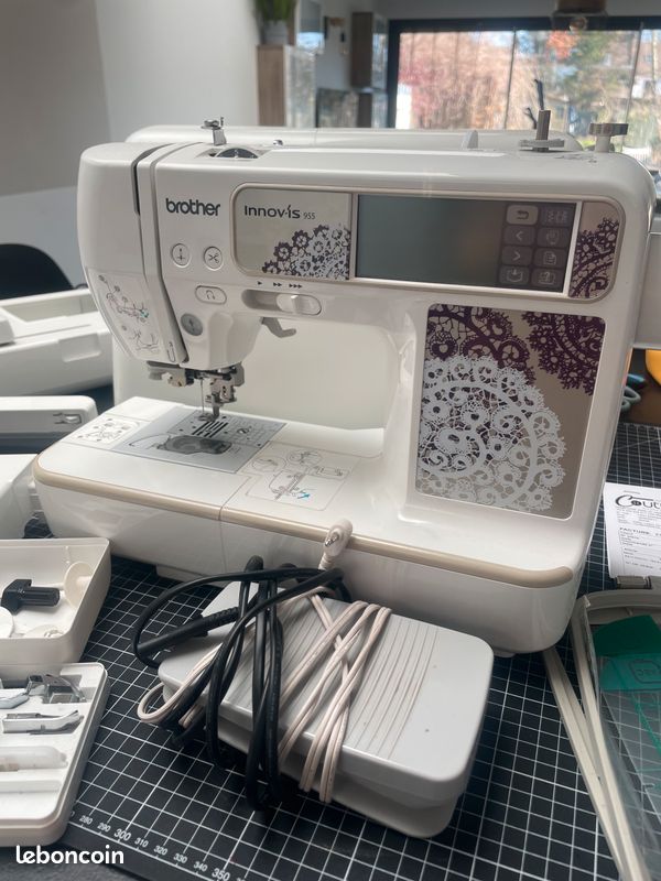 Machine à coudre et à broder Brother Innovis 955 - Loisirs créatifs