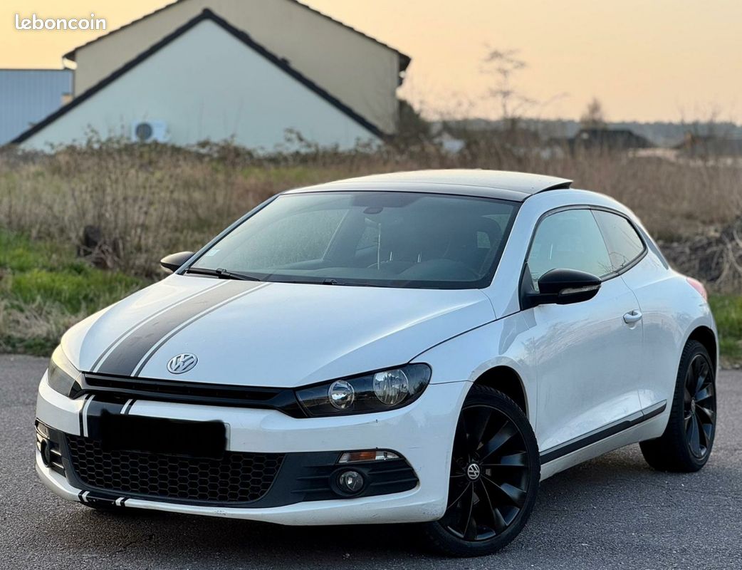 Voolkswagen sirocco 2.0l toi 140ch - Voitures