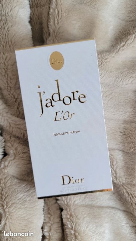 Essence de parfum Dior J'adore - Collection