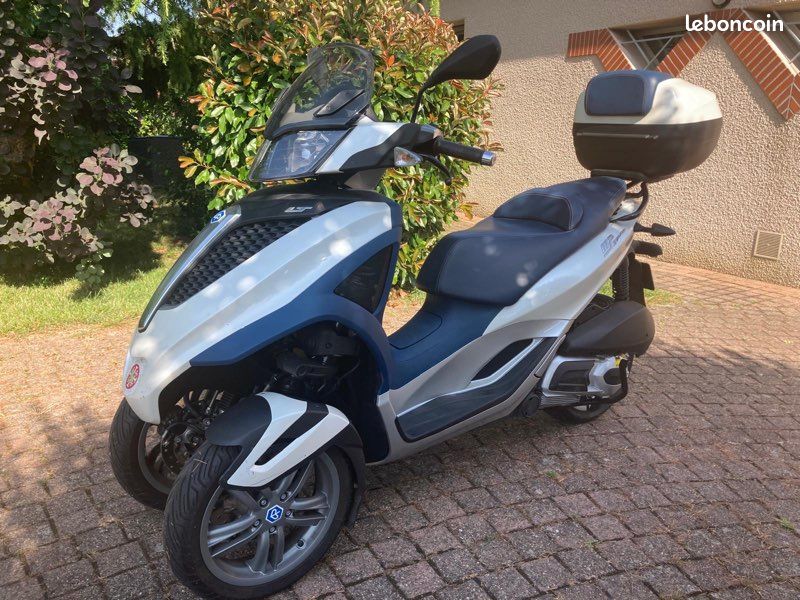 Moto piaggio MP3 300cc - Motos