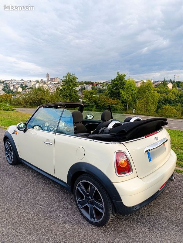 Mini Cooper Cab R57 1.6l 122ch BVM6 - Voitures