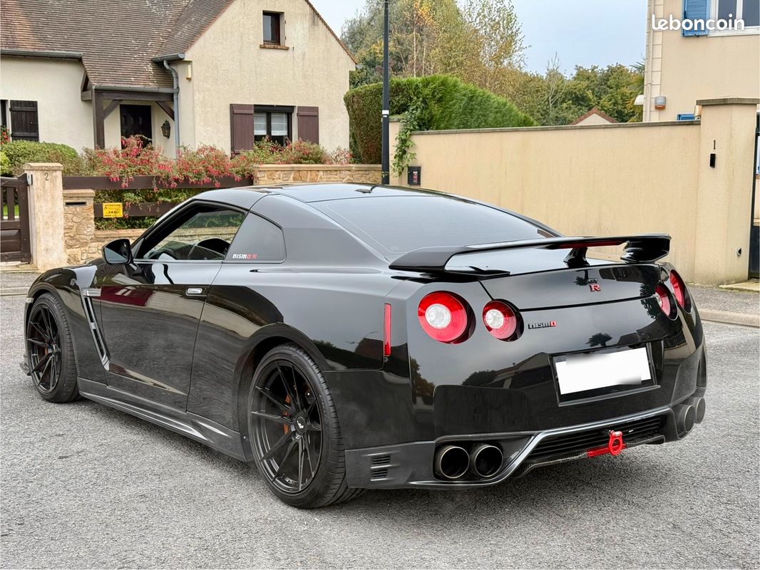 Nissan GT-R R35 Black Édition 550~700ch GL Racing🎖️ - Voitures