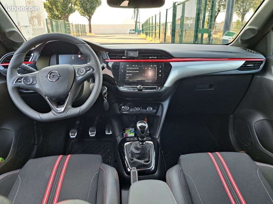Opel Corsa GS Line 100cv Modèle 2023 garantie - Voitures