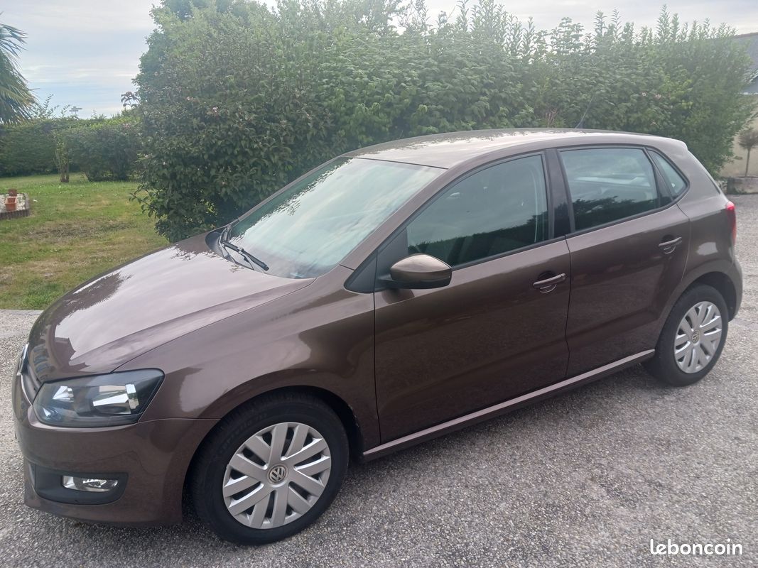VAG POLO DIESEL 1.6l 90cv BLUE MOTION TECHNO. 5 PORTES - Voitures