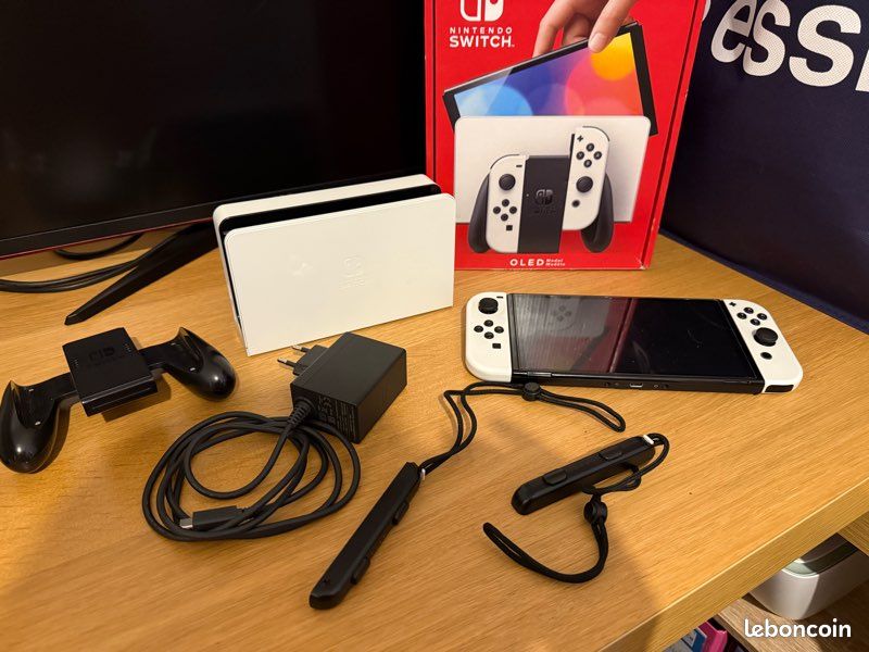 Switch OLED - Consoles