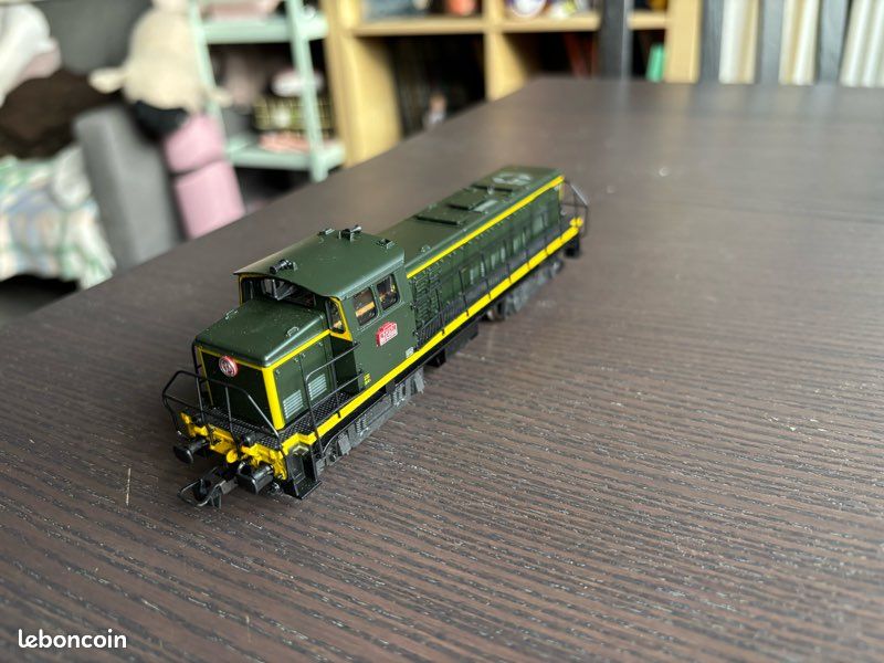 Modelisme Ferroviaire Ho Locomotive Diesel Roco BB-63000 En Polystyrène ...