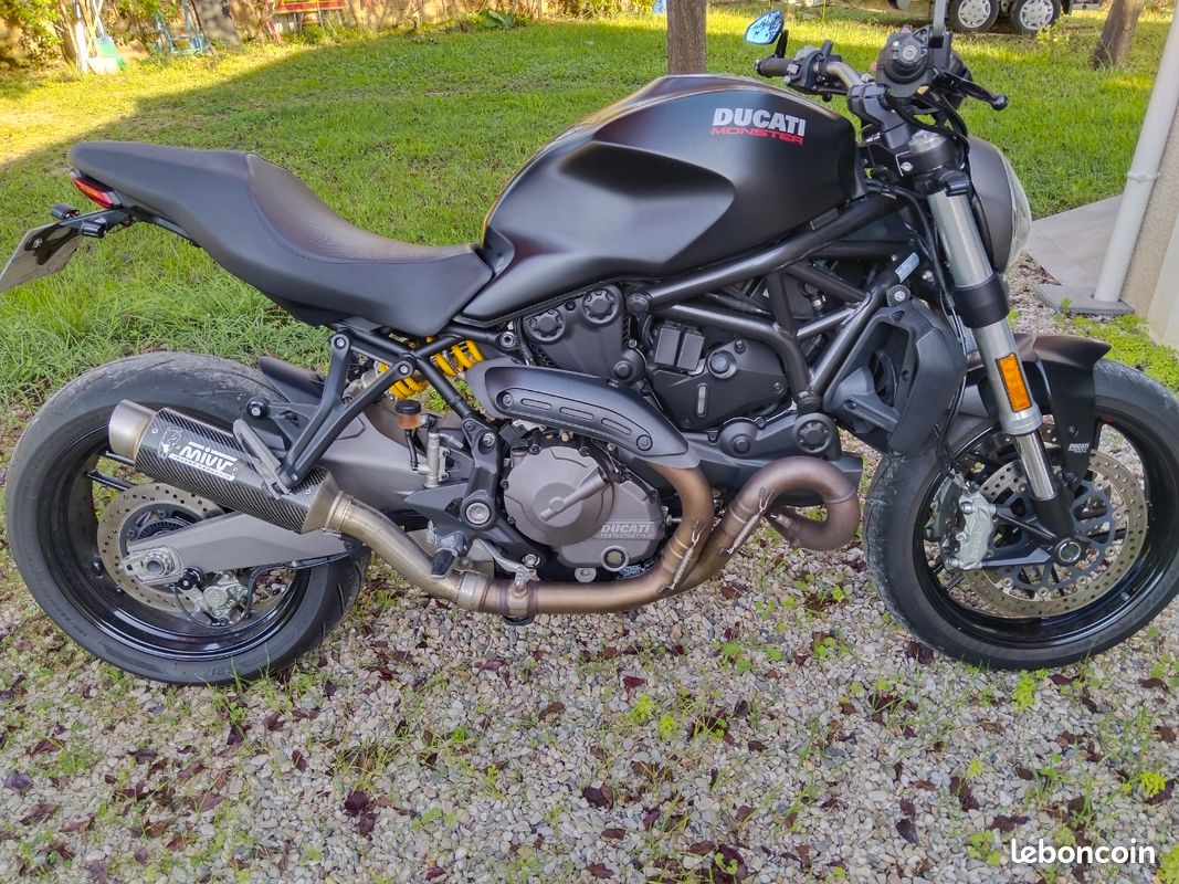 Vends Moto très bon etat - Motos