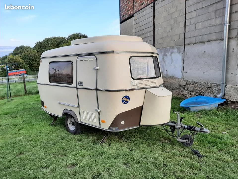 Eriba puck - Caravaning