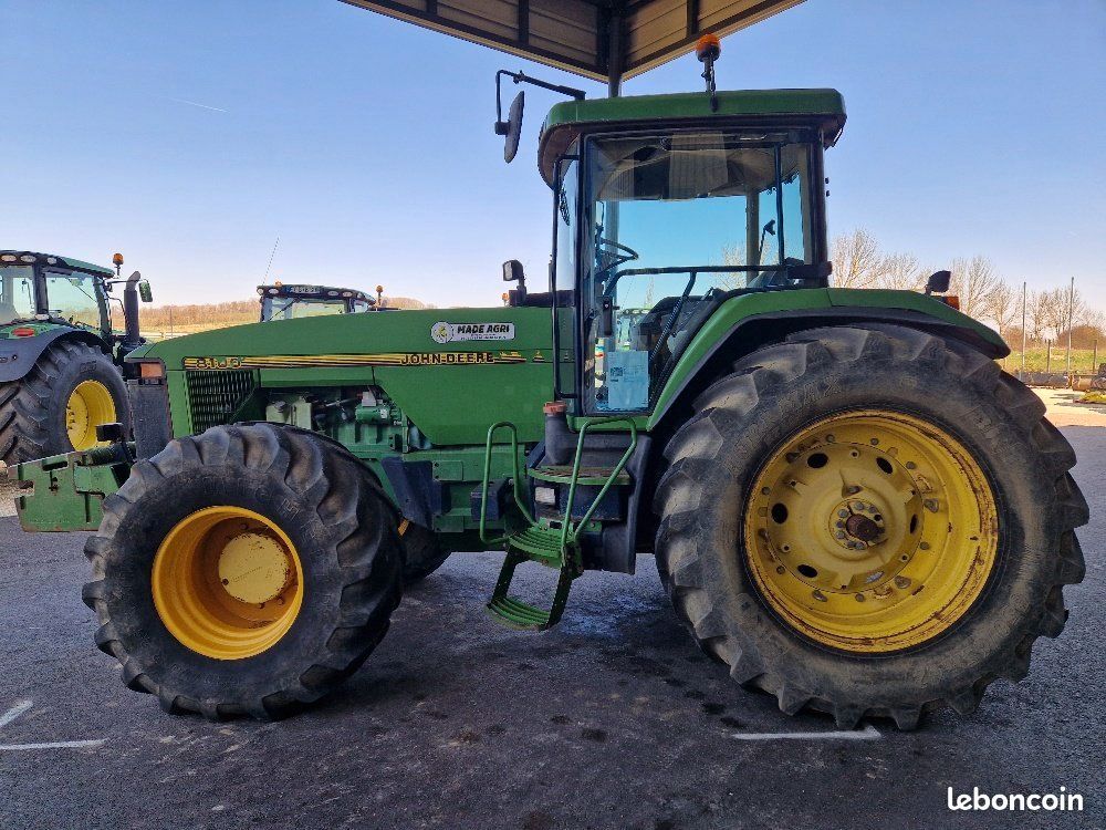 John Deere 8100 - Tracteurs
