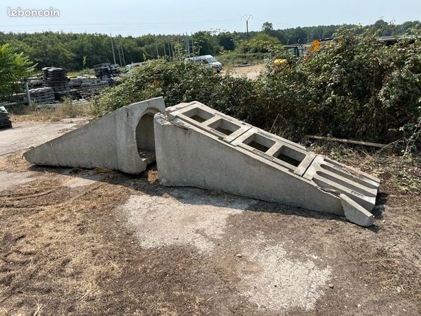 Buse beton d'occasion - BTP - Chantier gros-oeuvre - leboncoin