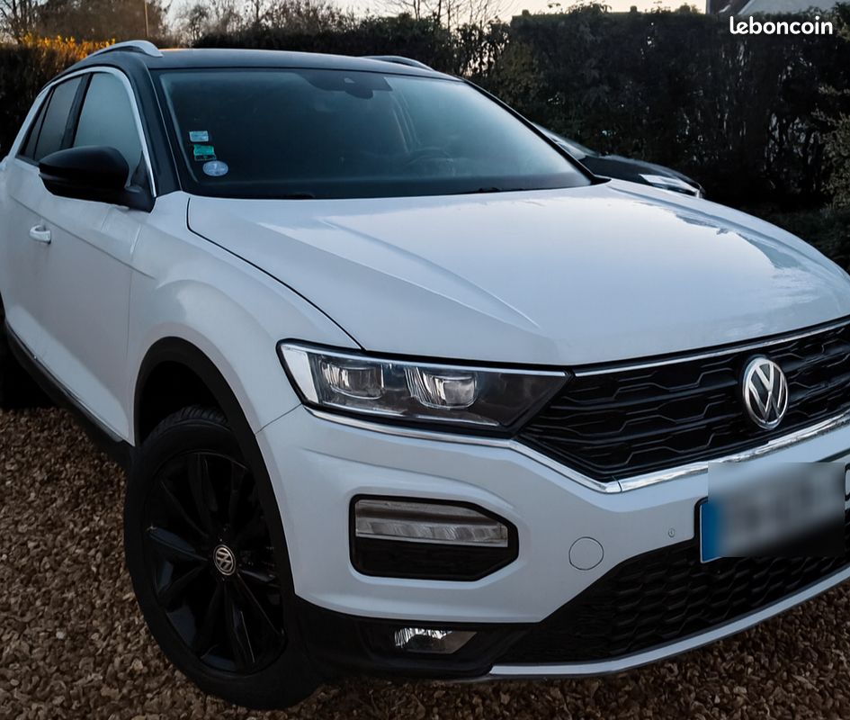 Volkswagen T-Roc R-Line Jantes full black 115 CV - Voitures