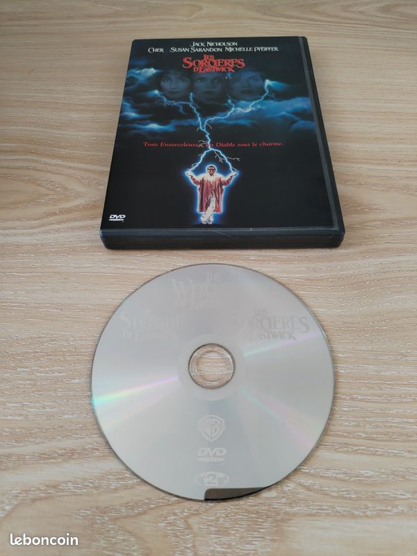 DVD Les Sorcières d Eastwick. PvO-078. (Étagère 1) - DVD - Films