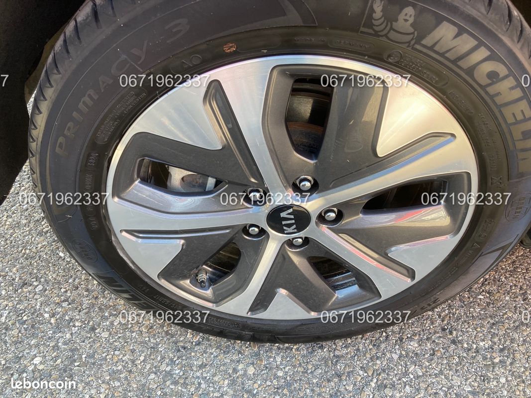 Kia e-Niro Electrique 204 ch e-Premium * (1 CV - Voitures