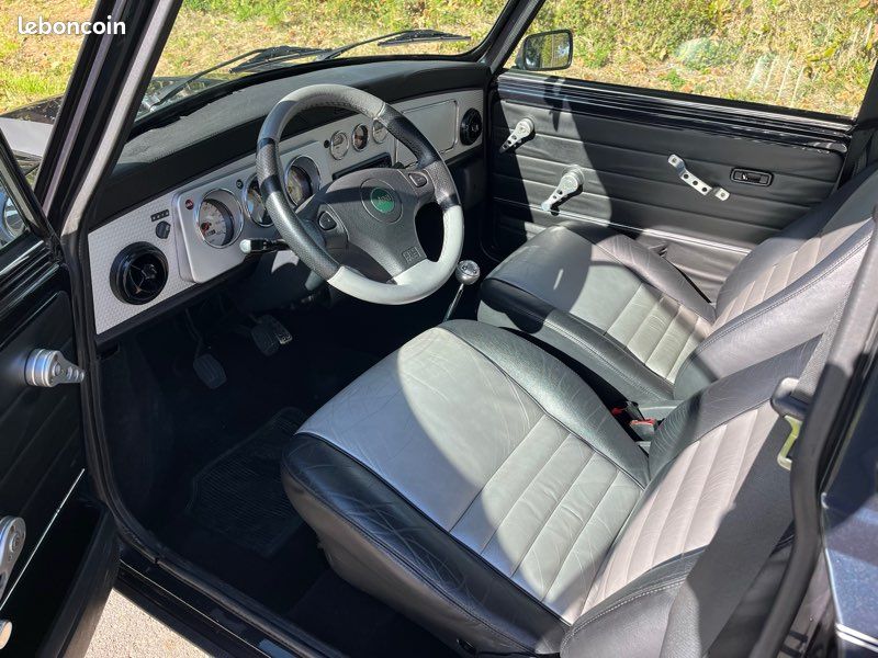 Rover Austin MINI 1.3 MPI version Cooper Sport 2000 - Voitures