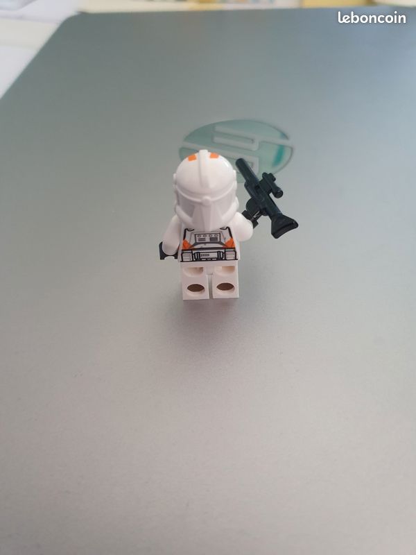 Soldat Clone Orange 212e bataillon (phase 2) LEGO Star Wars + Blaster ...