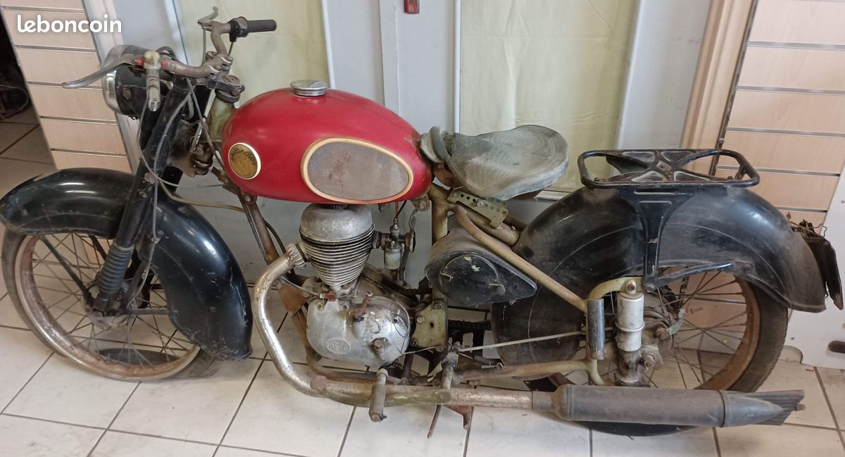 3 moto de collection 125 virlat AMC , 125 koehler escoffier s4cc AMC ...