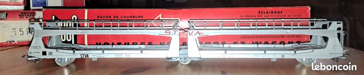 Wagon STVA Articulé réf M667A Jouef - Modélisme