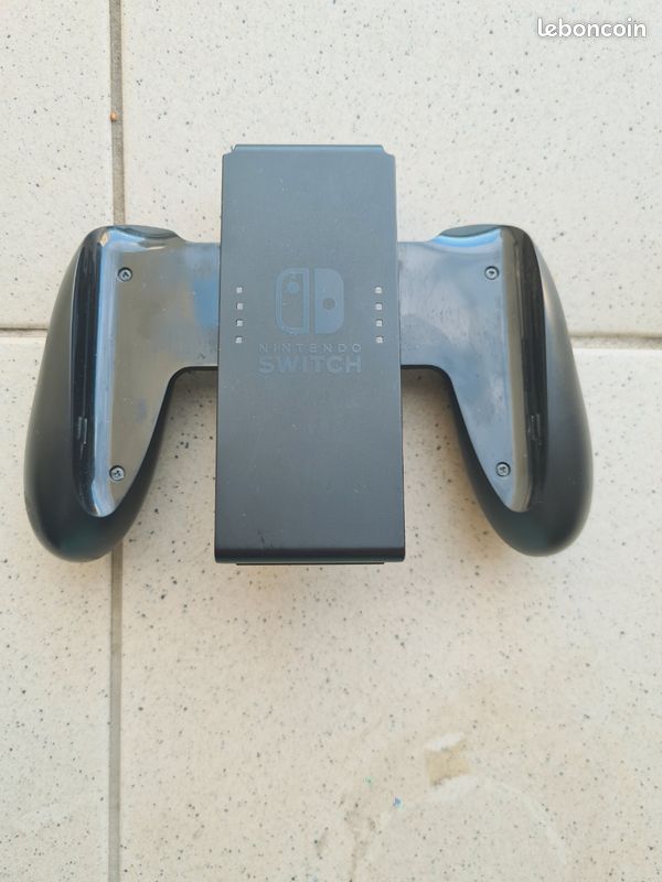 Titre : Support manette Joy-Con Nintendo Switch - Consoles