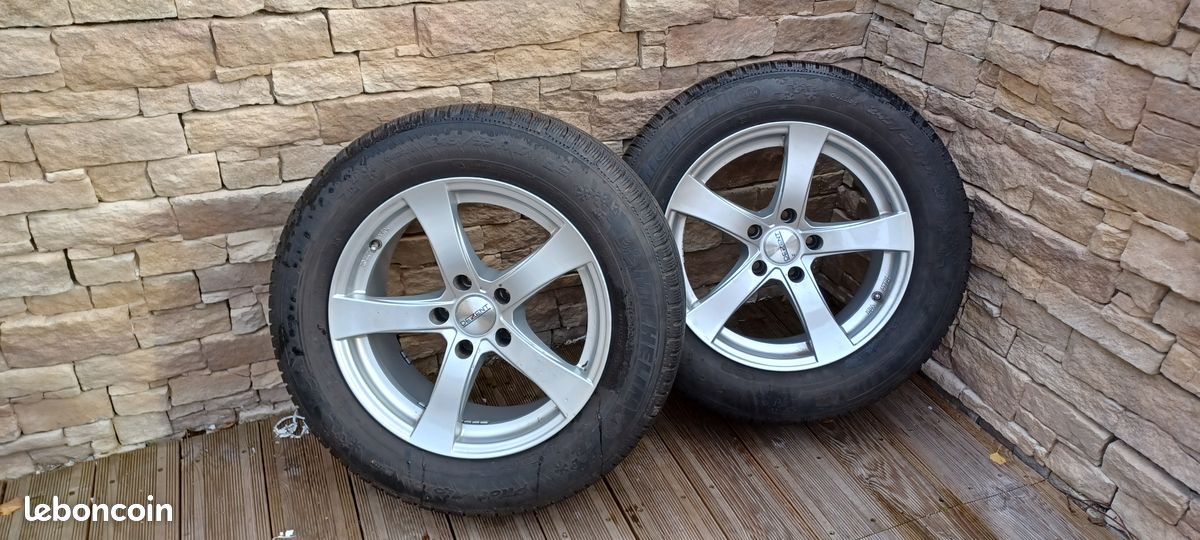 2 pneus hivers + jantes 245/55/r17 102V (montés sur jantes pour BMW E65 ...