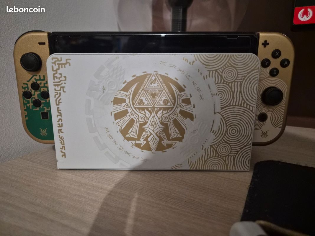 Switch oled edition limitée Zelda totk - Consoles