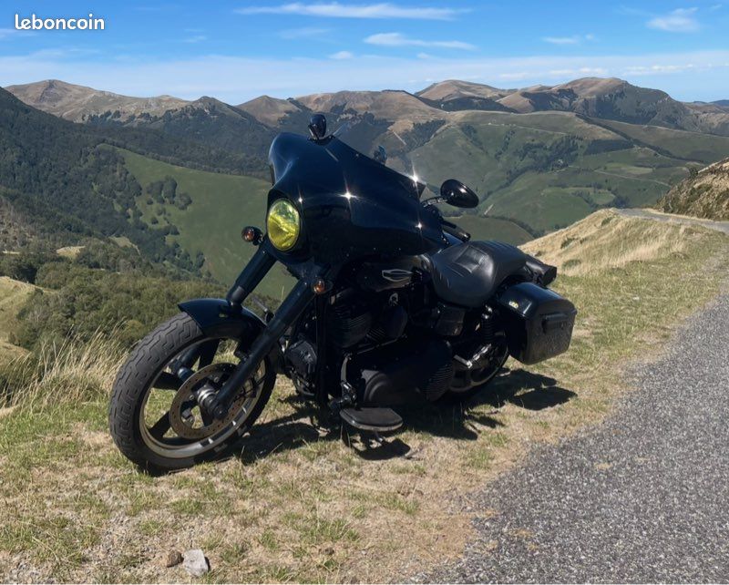 Harley Dyna Switchback - Motos