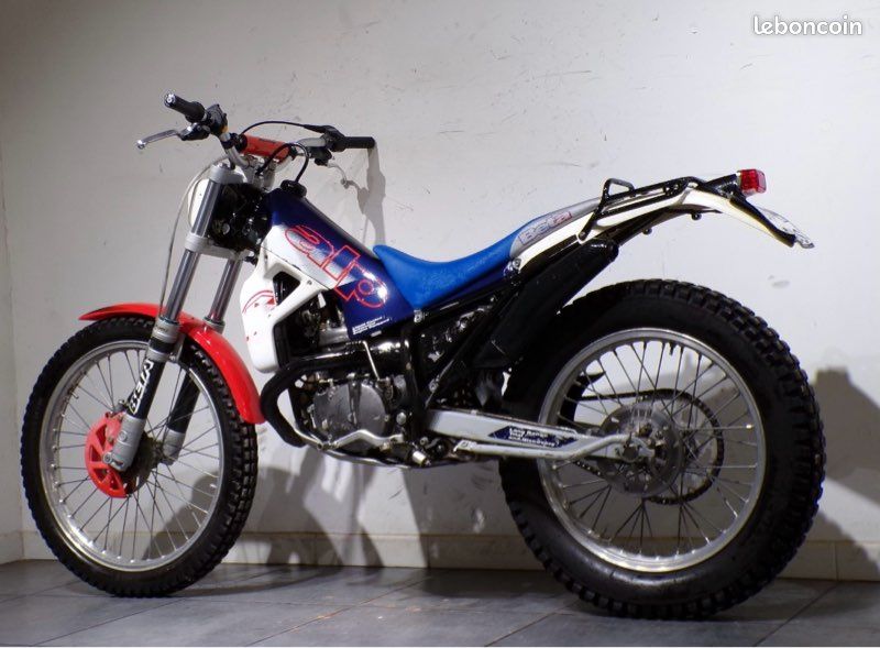 Trial Bêta alp 125 - Motos