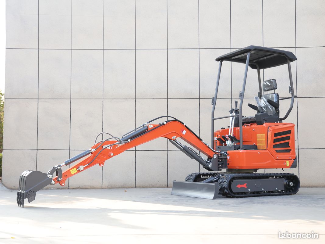 Mini Pelle NEUVE 2024 – 1,8 T - 3 GODETS OFFERTS - Disponible ...