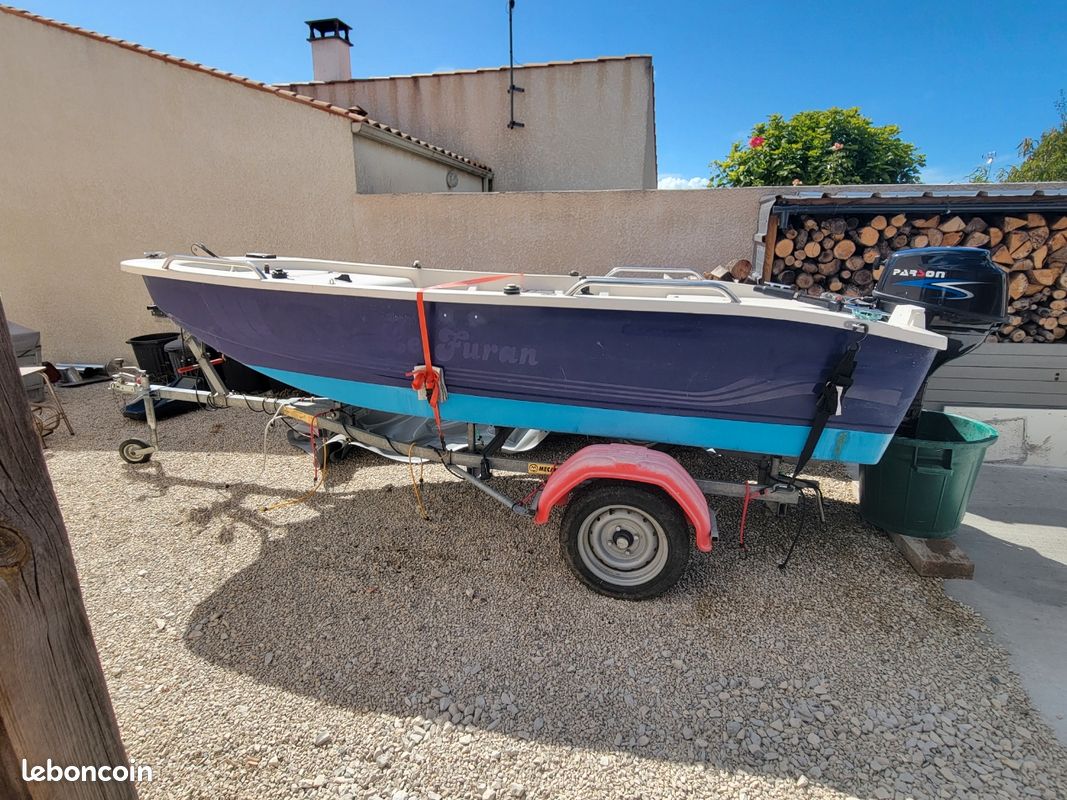 Barque Accroplast le Furian - Nautisme