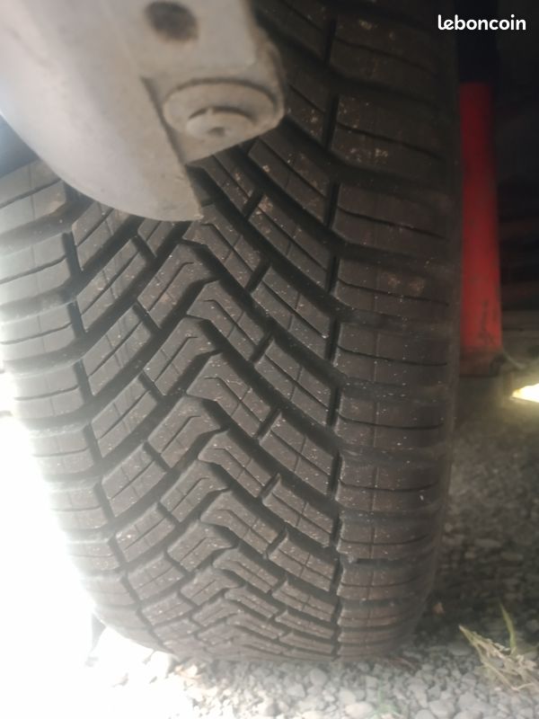 2 ROUES 4 SAISONS OPEL/DAEWOO/CHEVROLET 195x50x15 86 H - Équipement auto