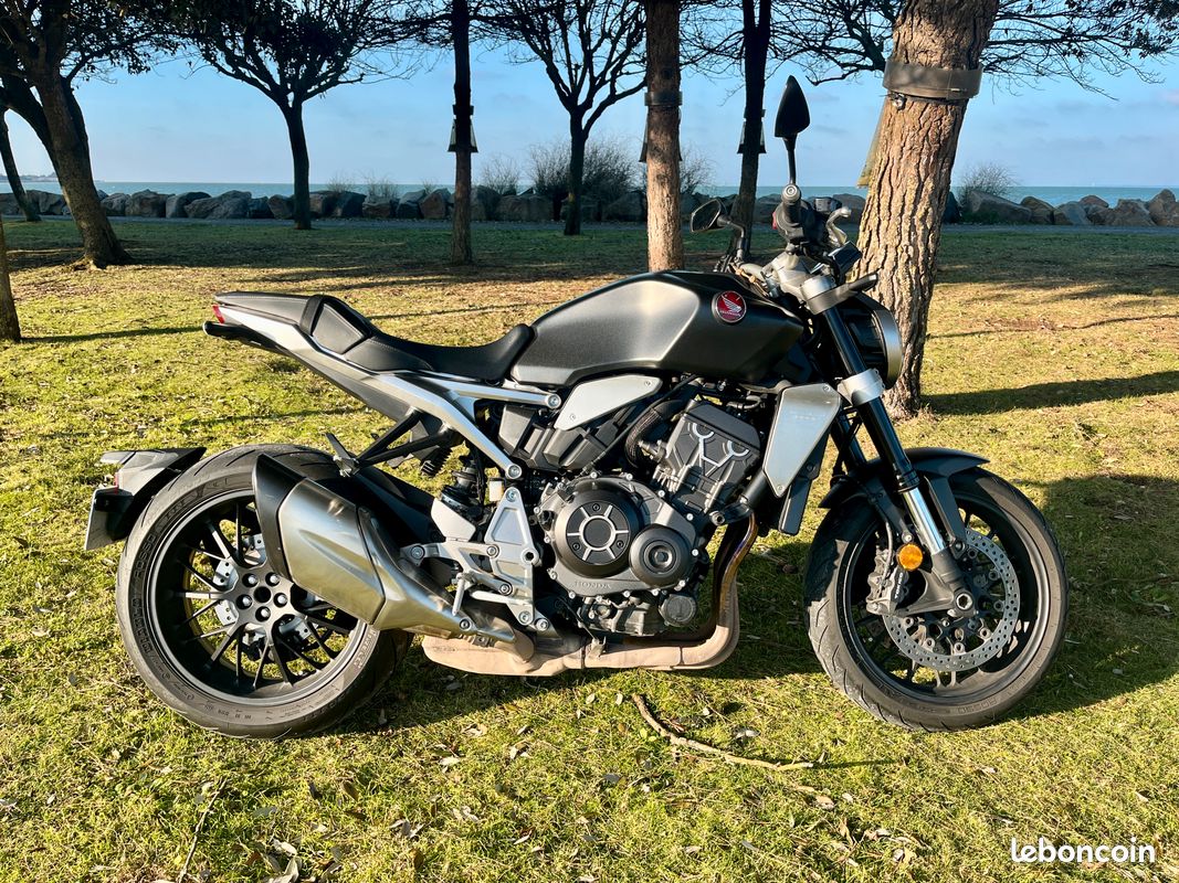 Honda CB 1000 R - Motos