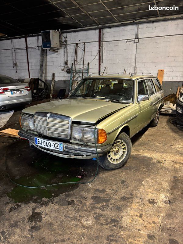 Mercedes benz 300D BREAK - Voitures