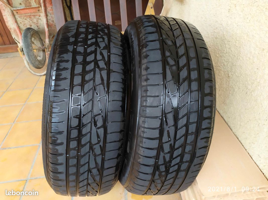 2 pneux good year Excellence 235/60 R18 103W - Équipement auto