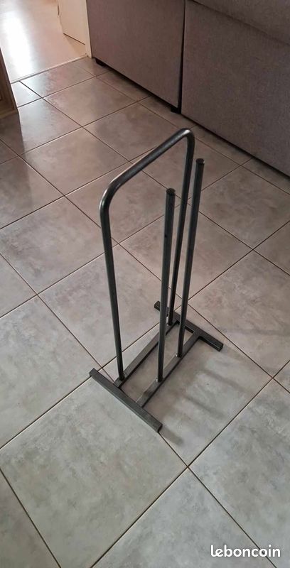 Range cintre en metal pro - Ameublement