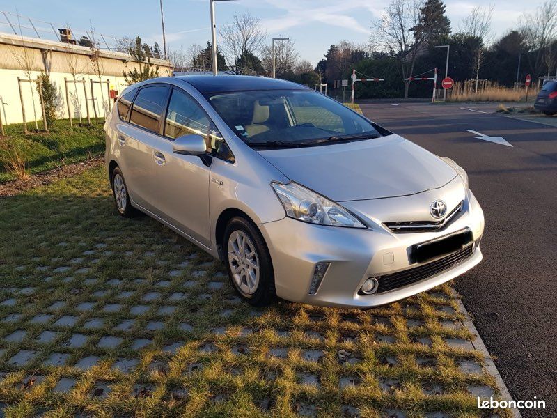 Toyota Prius plus 136h 7 place hybride business dynamic 17 - Voitures